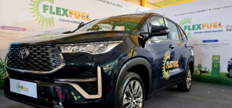 Minister Gadkari Launches World's 1st Car That Runs On Both Ethanol ...