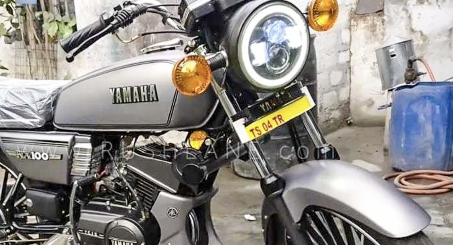 Yamaha RX100 Can Re-Launch In 2025 At Rs 80,000 Price Range - Trak.in ...