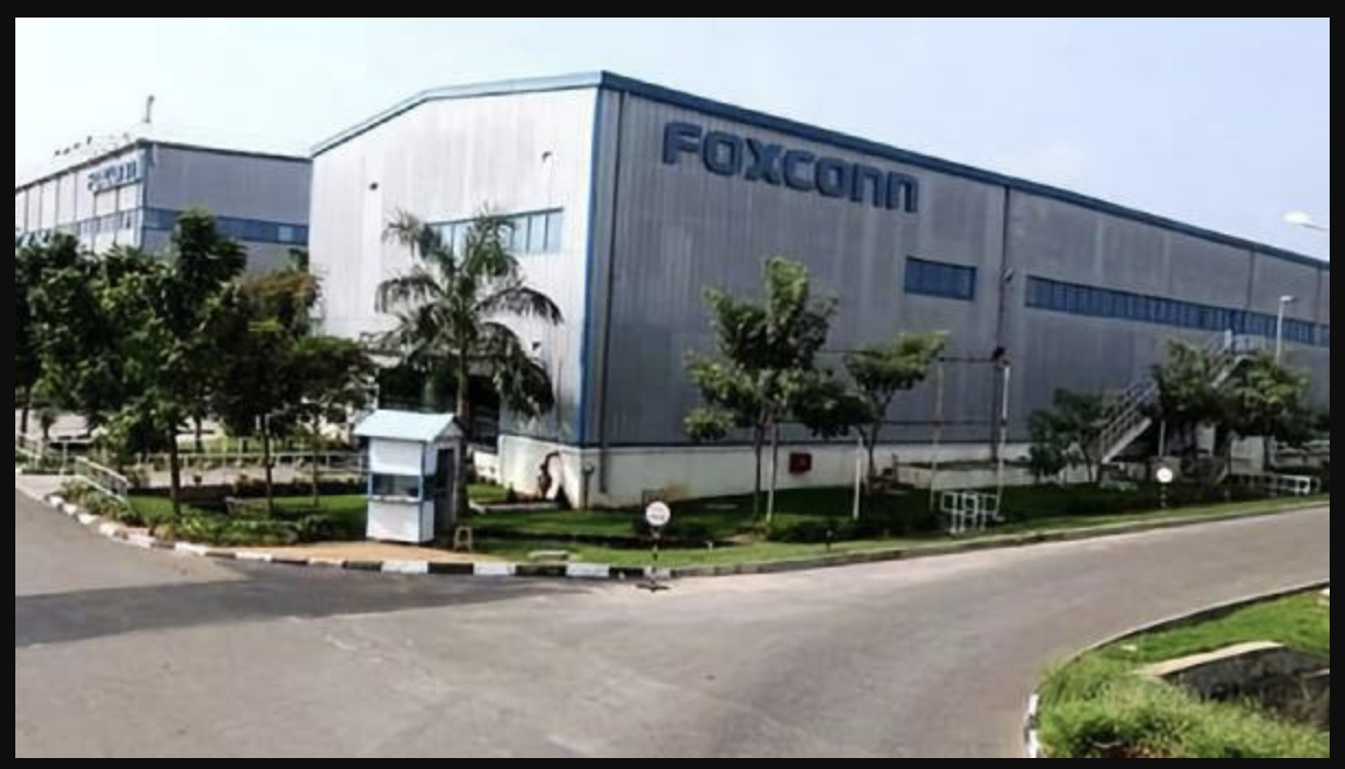 Foxconn Starts Making iPhone In India At Rs 25,000 Crore Factory ...