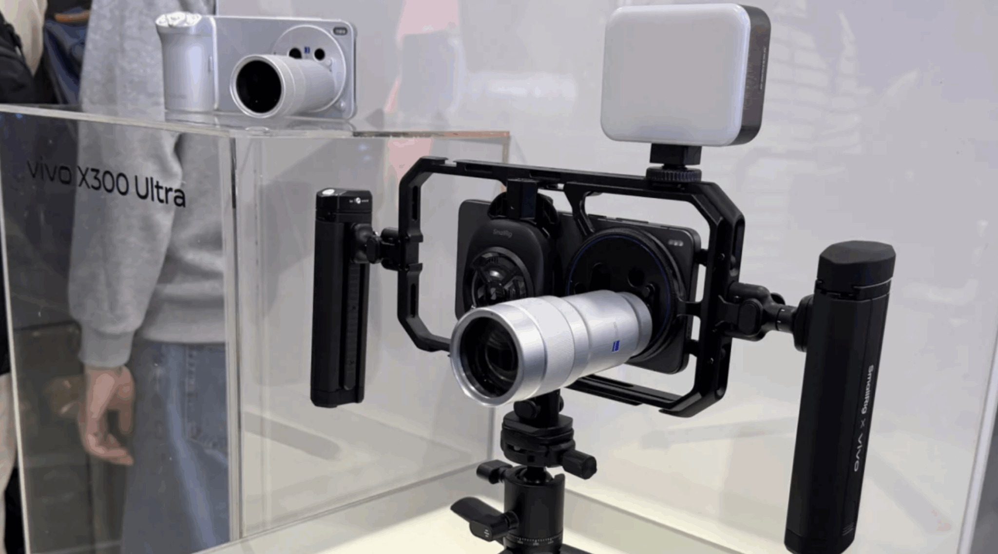 Vivo X300 Ultra Camera: Top 9 Features You Should Know - Trak.in ...